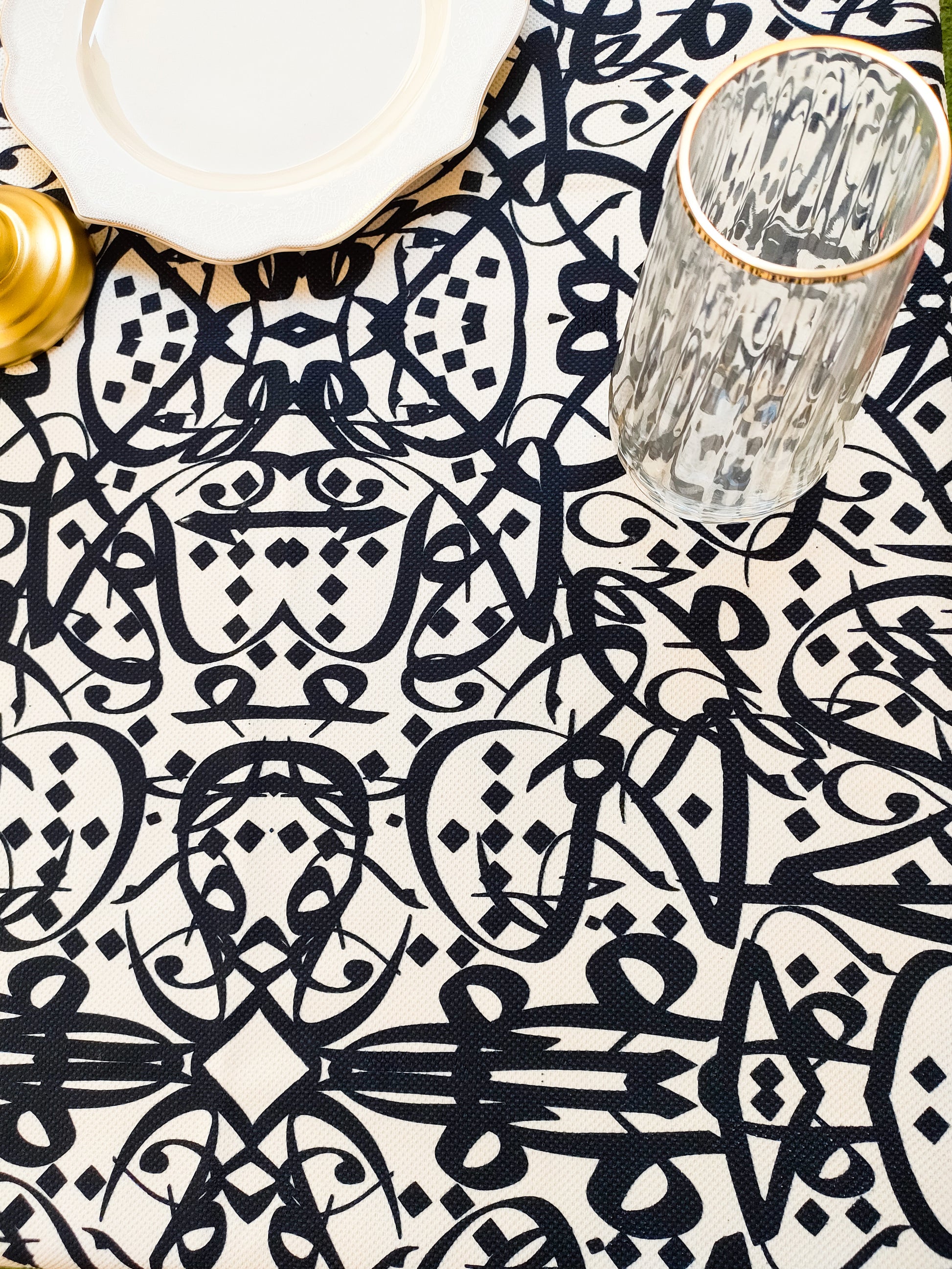 Tablecloth-Arabic Calligraphy B&W/ 250cm – SKDESIGNS HOME